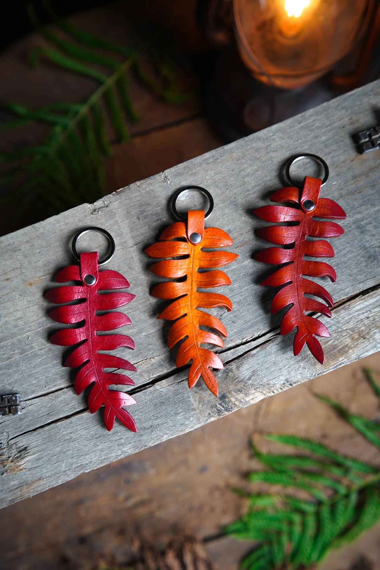 Fall Color Fern Leather Keychain - Made In Canada - Hammerthreads