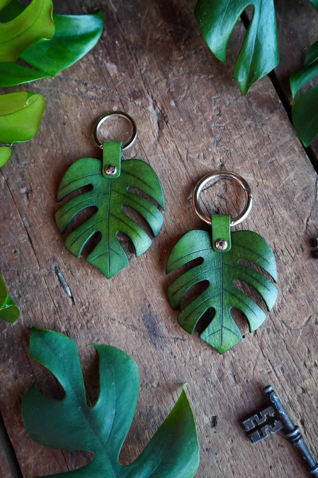 Monstera Leaf Leather Plant Keychain Large - Made In Canada - Hammerthreads