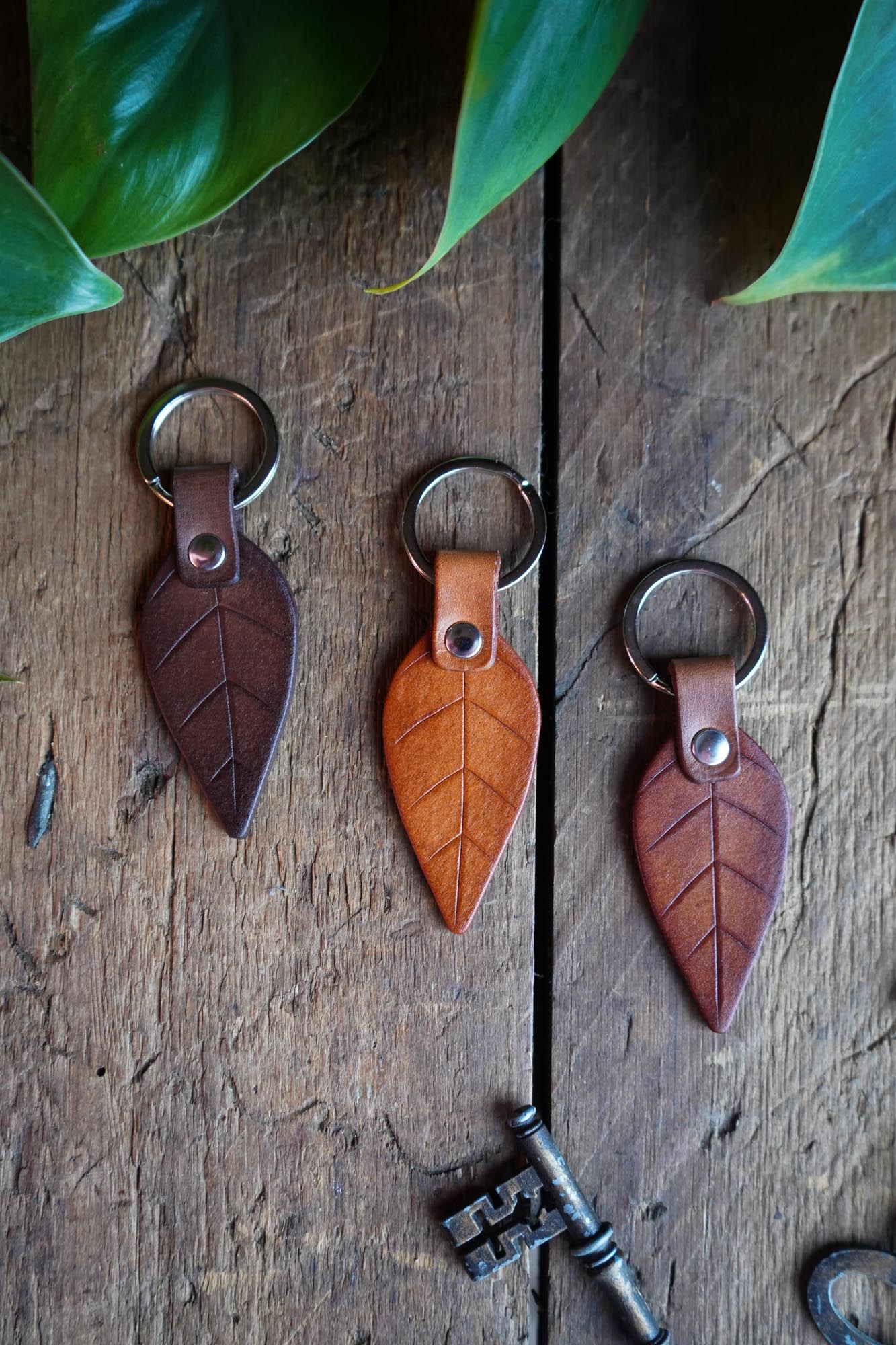 Leather Leaf Keychain Browns - Handmade In Canada - Hammerthreads