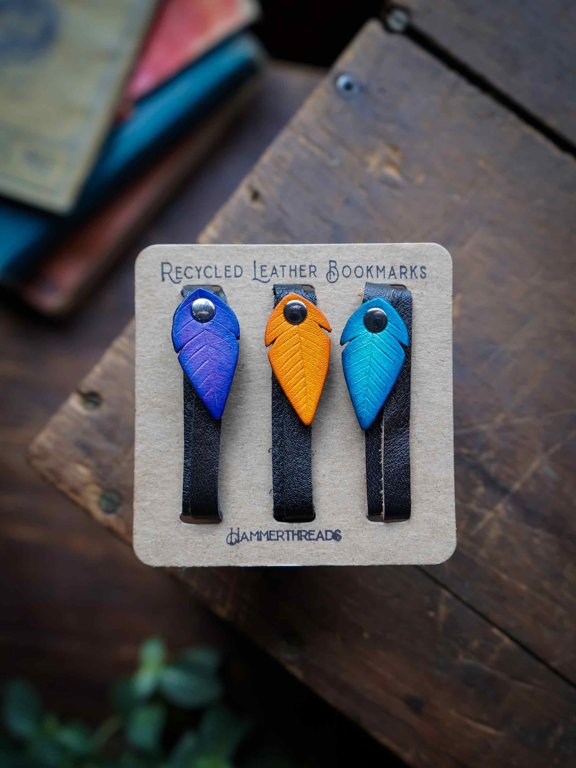 Bookmark Gift Set - Feathers - Recycled Leather - Hammerthreads