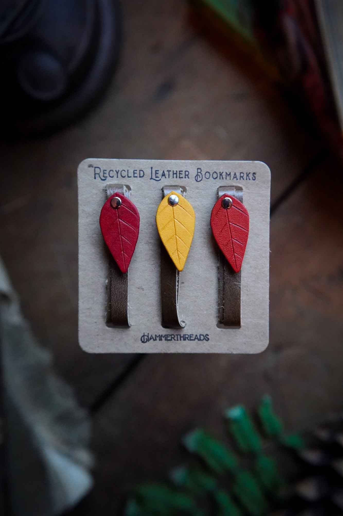 Bookmark Gift Set - Fall Leaf - Recycled Leather - Hammerthreads